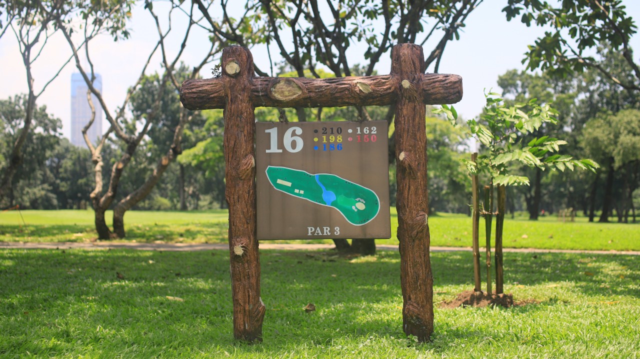 Hole 16 – Wack Wack